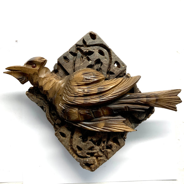 Carved Wooden Block Frame with Cuckoo Clock Bird (6.5" wide) – Museum Bees